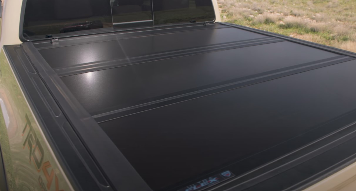 In-Depth Review: Undercover Ultra Flex Cover - TonneauCoversHub